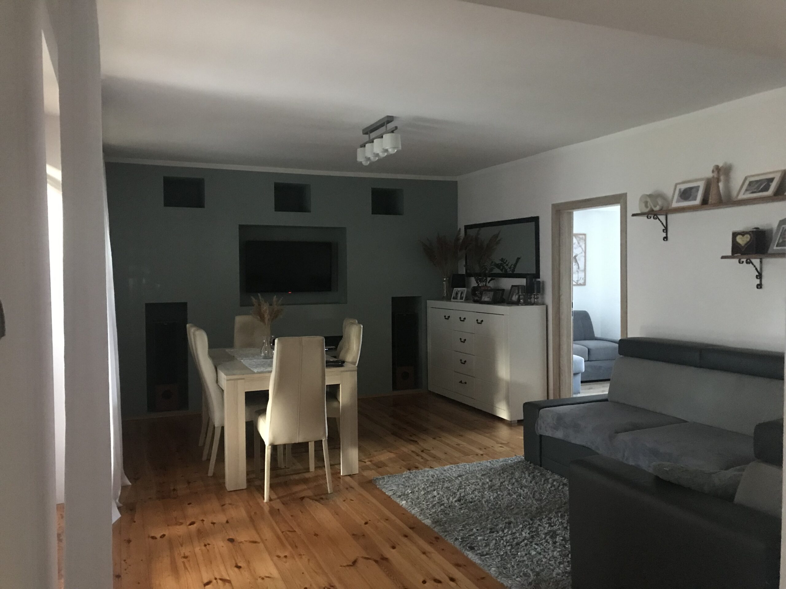 13D853A6-C22E-433D-BD63-ADB1F4E79567 - DOMI-DECOR